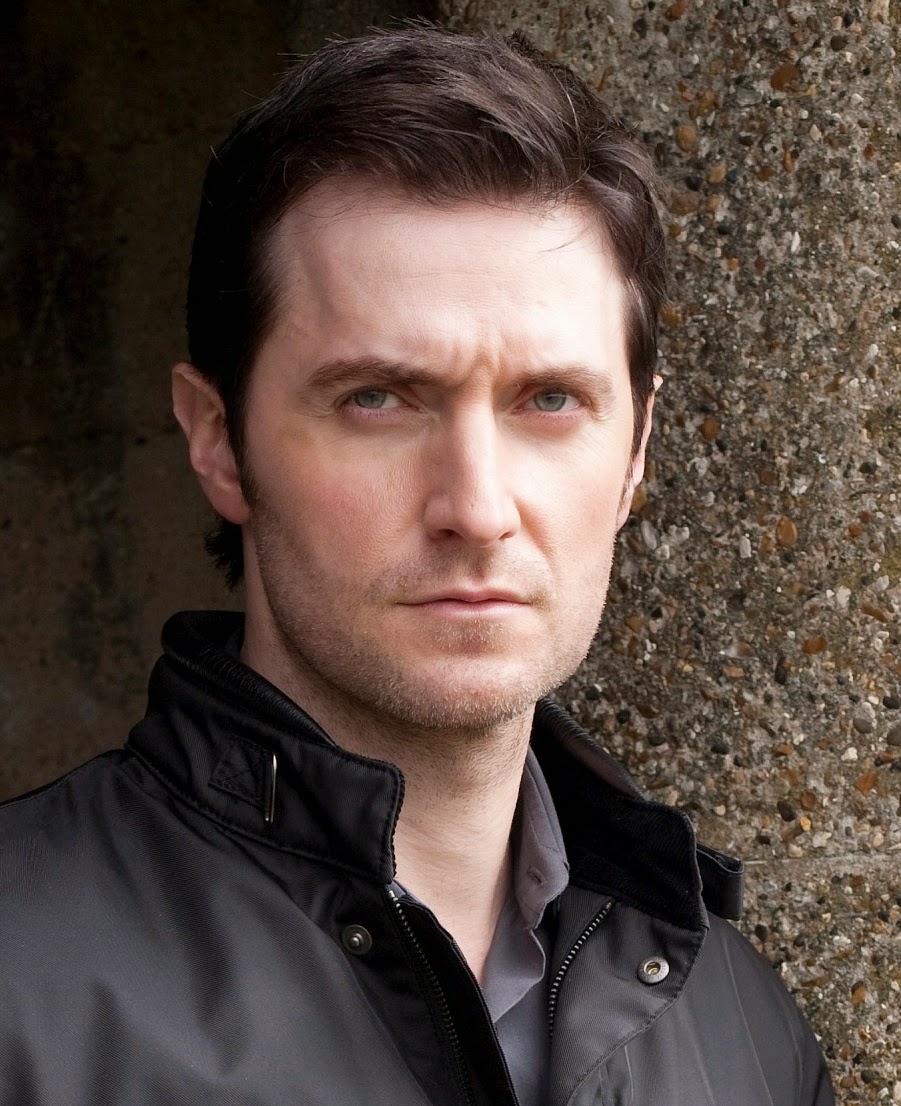 Jonia's cut: Richard Armitage - some new photos from season 8 plus some ...
