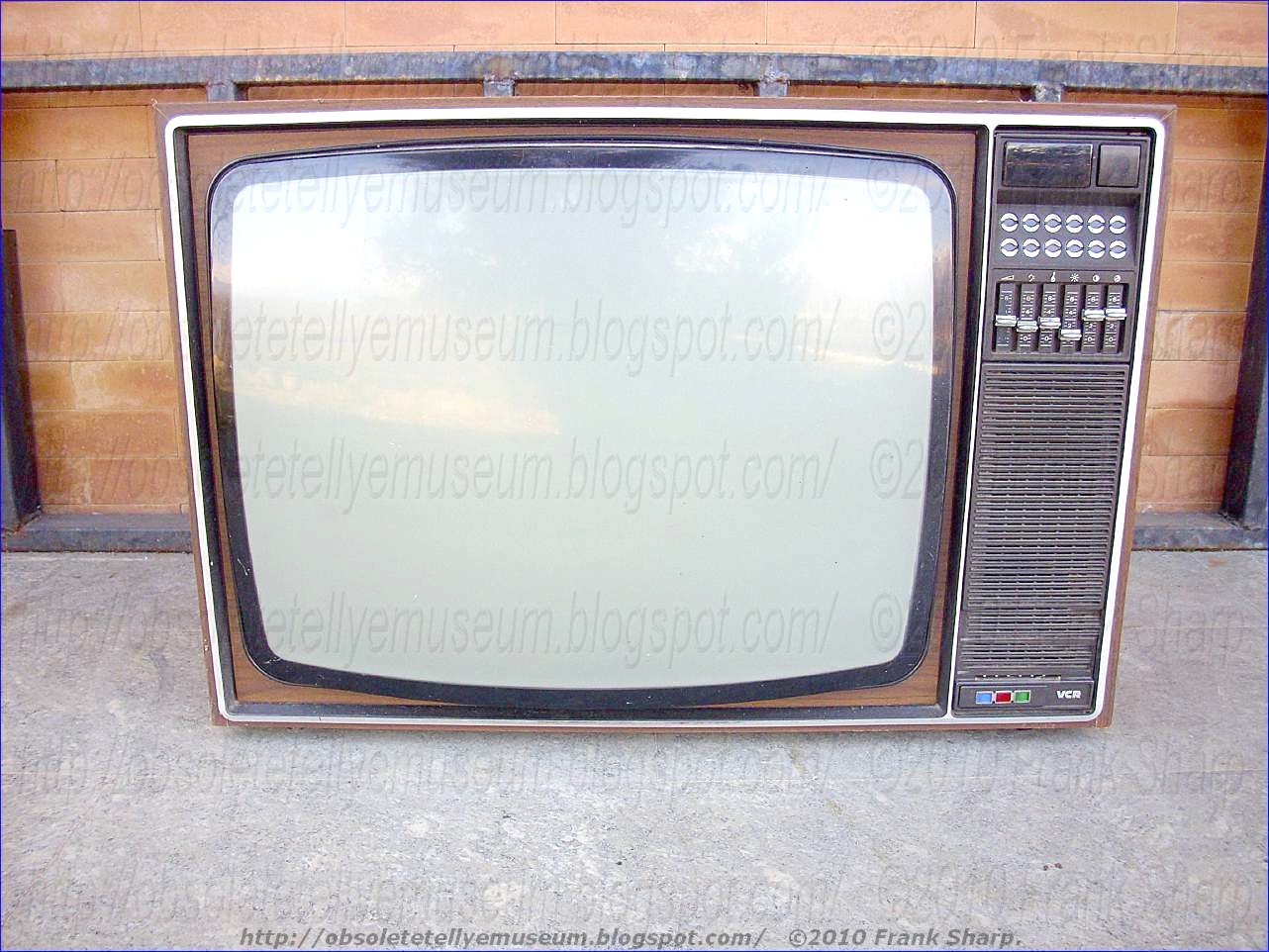 Obsolete Technology Tellye !: PHILIPS 26C465/58 BOTTICELLI (PHILIPS K9 ...