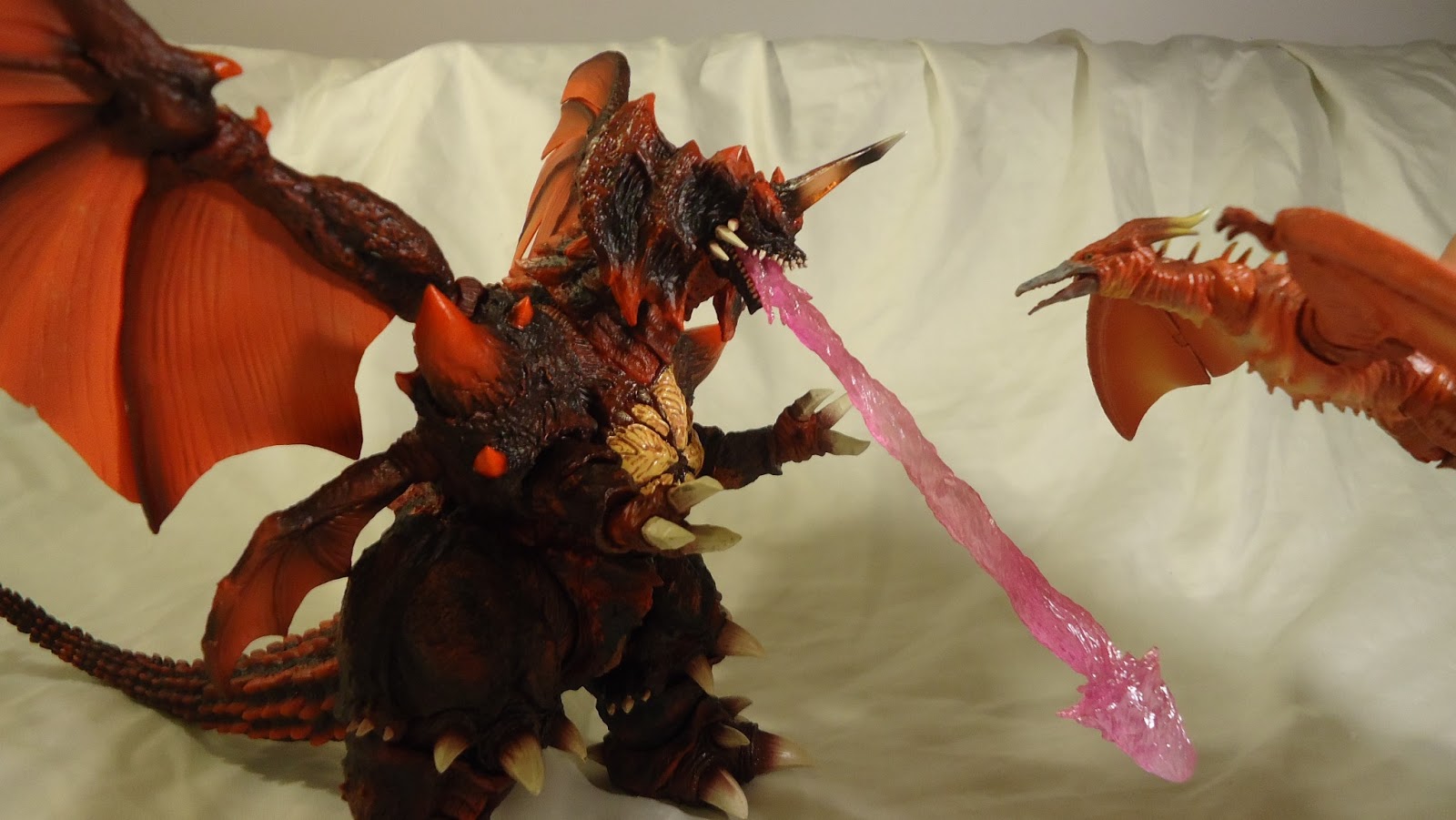 Import Monsters: Review: S.H. Monsterarts Destoroyah (Final/Perfect Form)