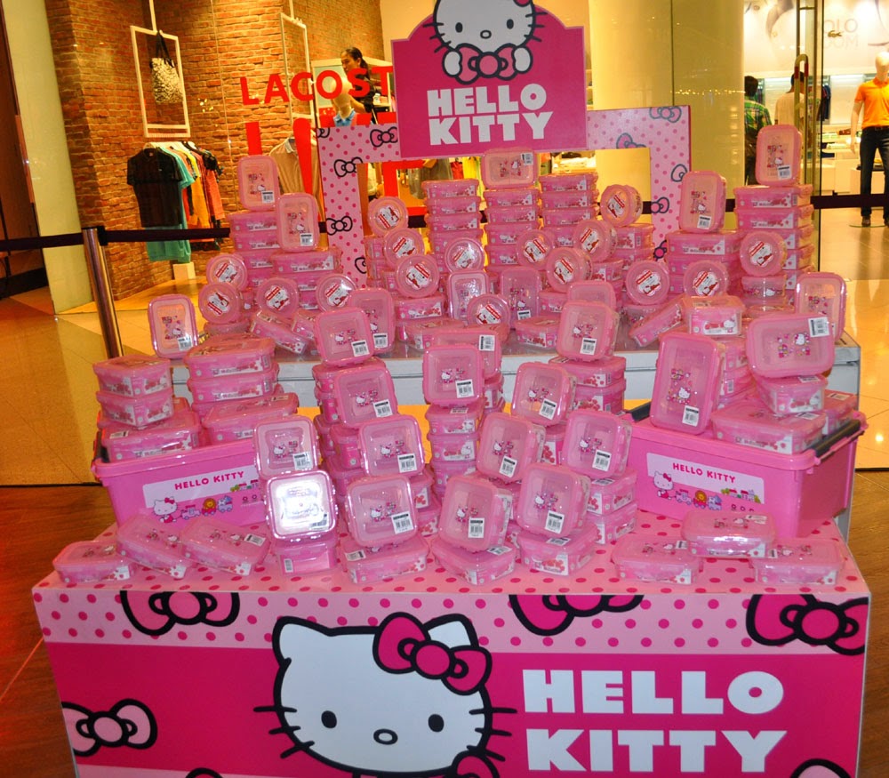 Lock & Lock Hello Kitty - Rochelle Rivera
