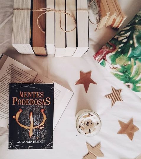 Words Of Books: Mentes poderosas #1 - Alexandra Bracken