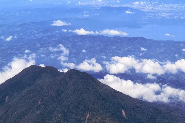 LA LUZ Y LA SOMBRA DE ÓSCAR PERDOMO LEÓN: VOLCÁN DE SAN VICENTE ...