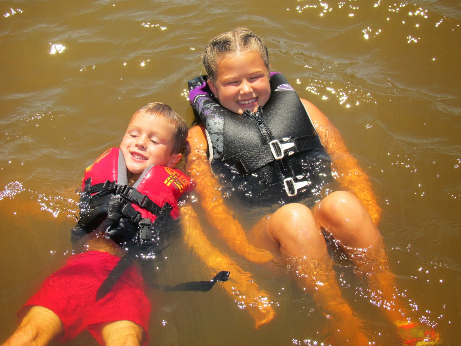 The Colquett 5: Lake Fun..... 4th of July Fun