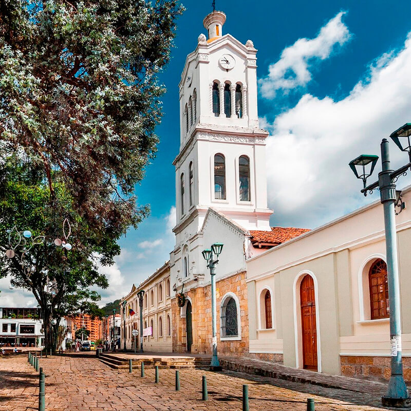 DESCUBRIENDO USAQUÉN: Iglesia de Santa Bárbara de Usaquén