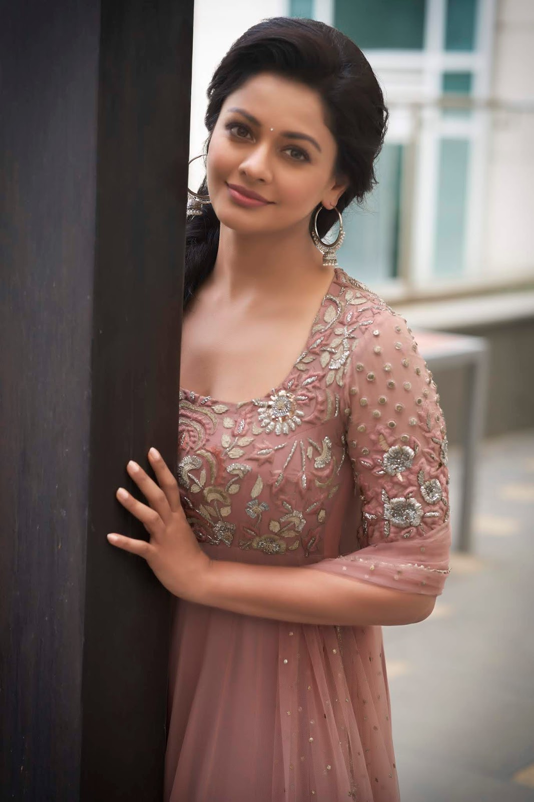 Pooja Kumar at Vishwaroop 2 promotions - South Indian Actress