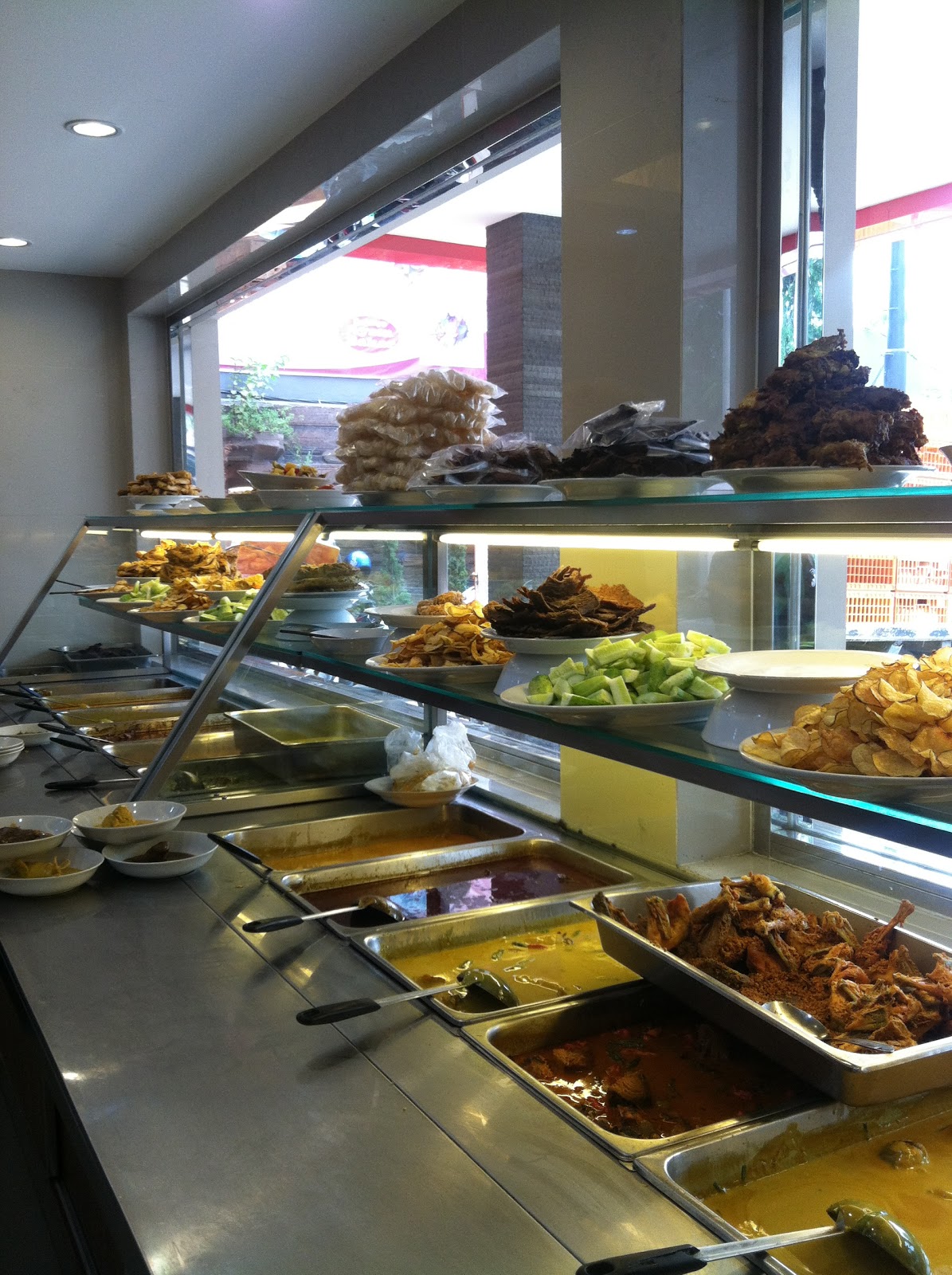 SARI INDAH WOLTER: Oktober 2015