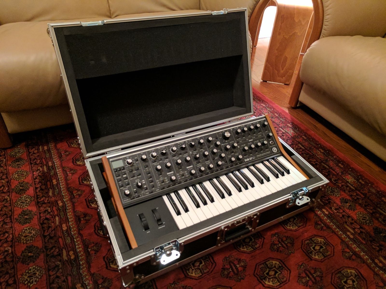 MATRIXSYNTH: Moog Sub-37 Tribute Edition w/ Moog Flight Case