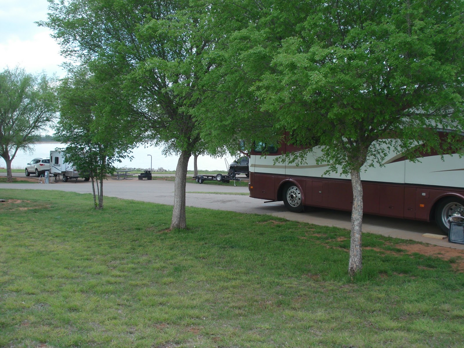 R V EXPLORER--NORTH TO ALASKA: FOSS STATE PARK OKLAHOMA