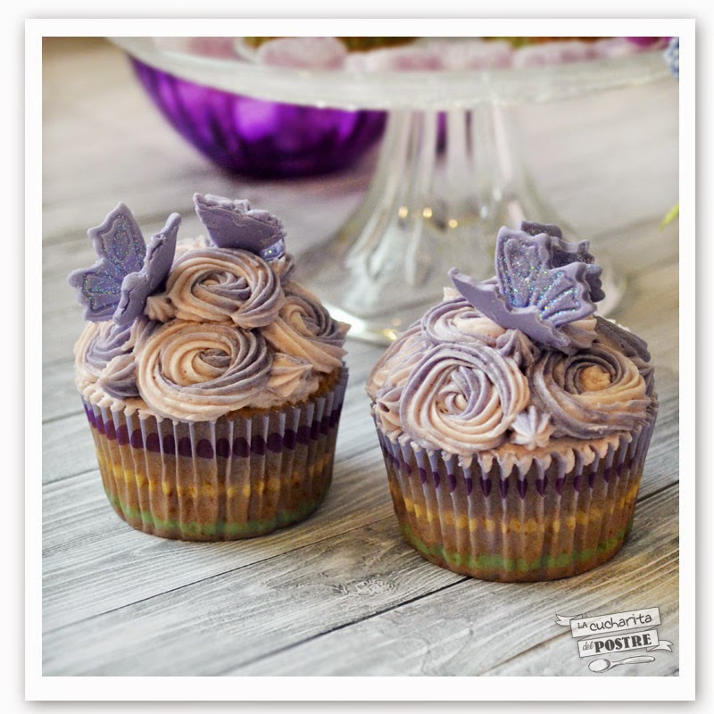 LA CUCHARITA DEL POSTRE: CUPCAKES DE VIOLETAS / VIOLET CUPCAKES