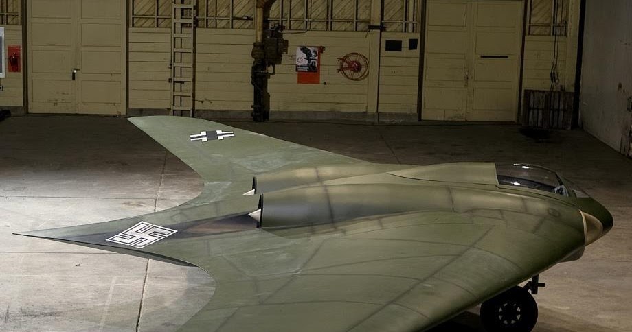 Luftwaffe Lovers: The Horten 229 V3 “Flying Wing” - 48 images