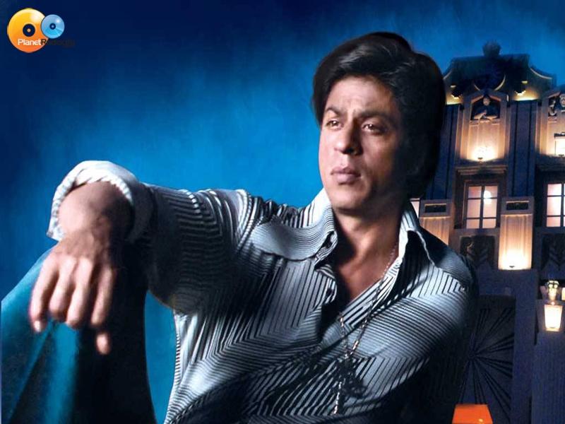 Shahrukh Khan In Bollywood: Shahrukh Khan In Formal Dress