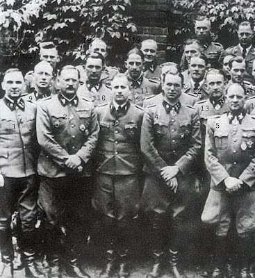 NAZI JERMAN: Foto Wilhelm Mohnke