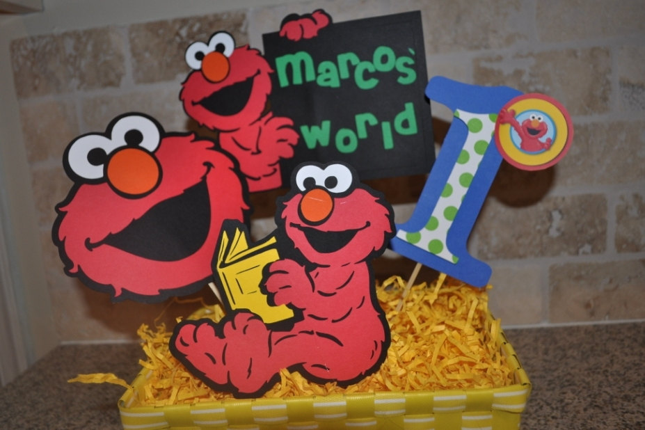 R + R Creations: It's All Elmo Up in Here!