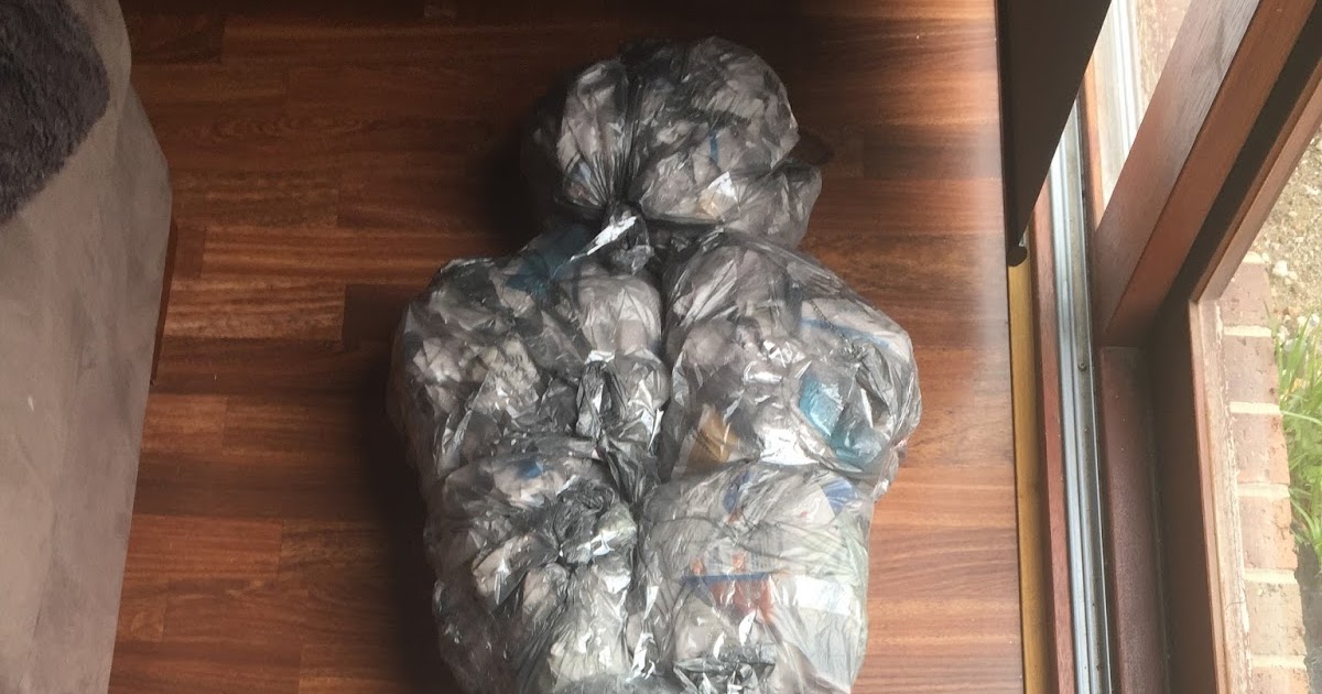 Melbourne's Halloween House Of Horrors: CHEAP DIY BODY BAG/HUMAN COCOON