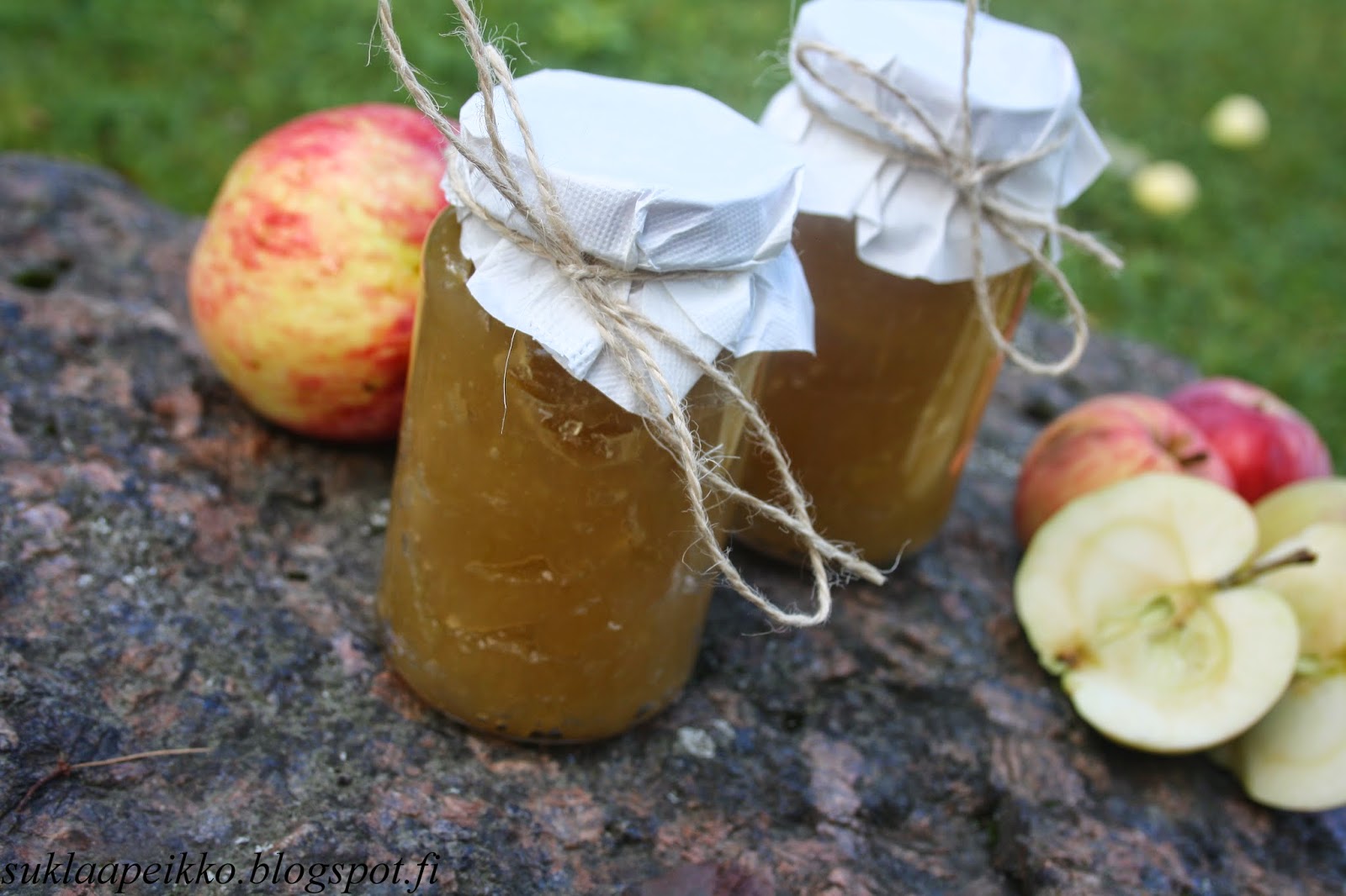 Suklaapeikon keittiössä: Omenahillo