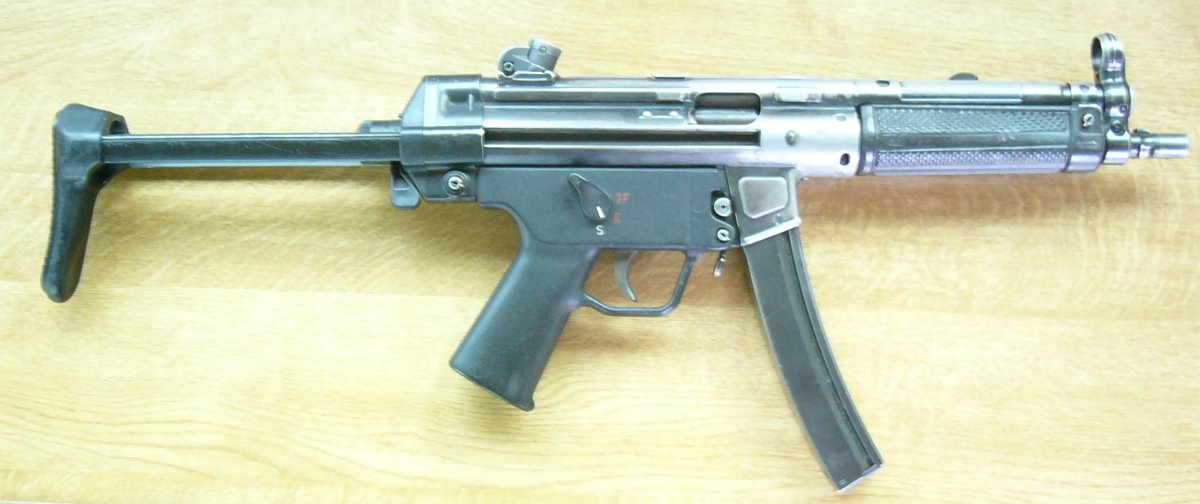 Armas de fuego: Sub-fusil MP-5