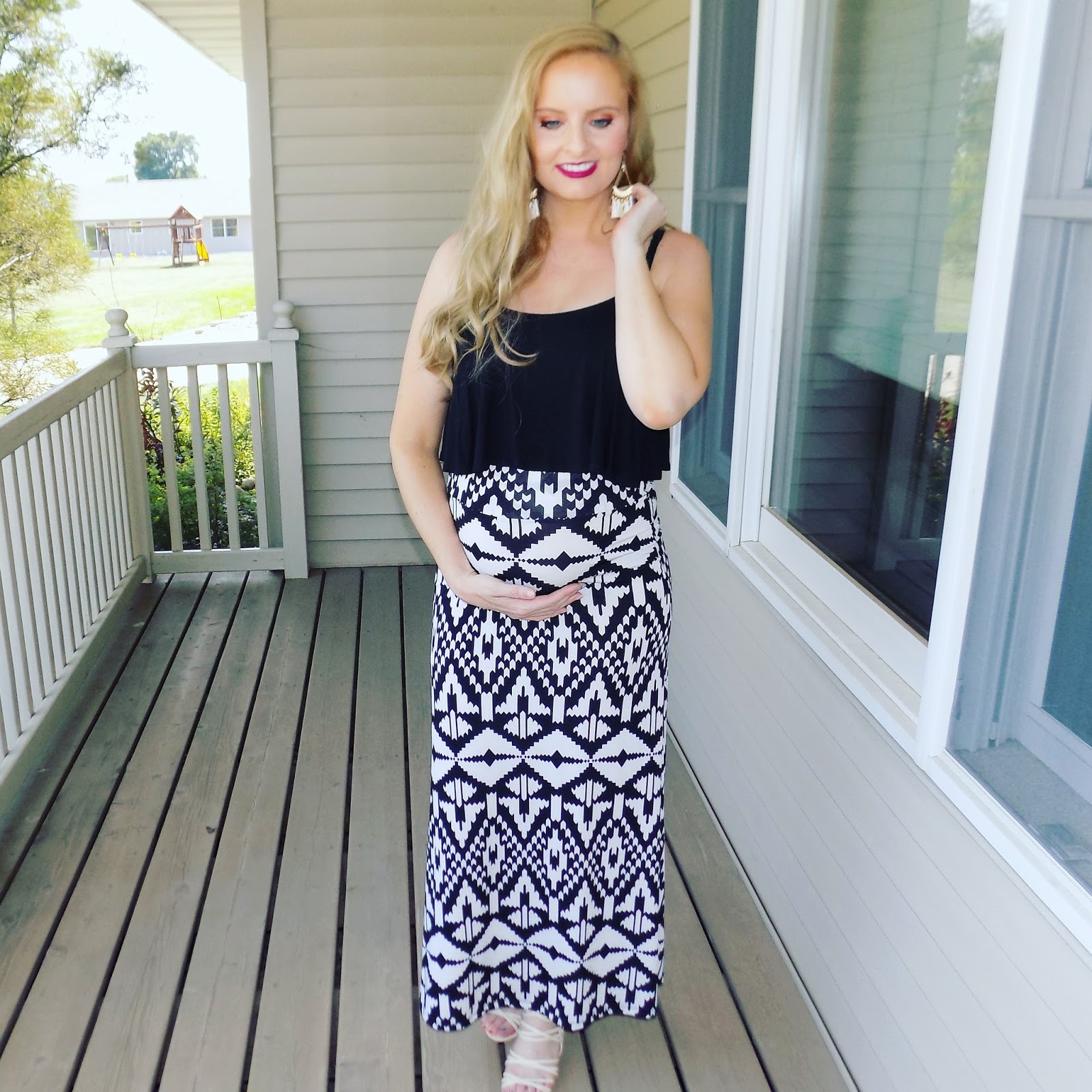 Nicolette's Closette: Maxi Skirt and Flowy Crop Top
