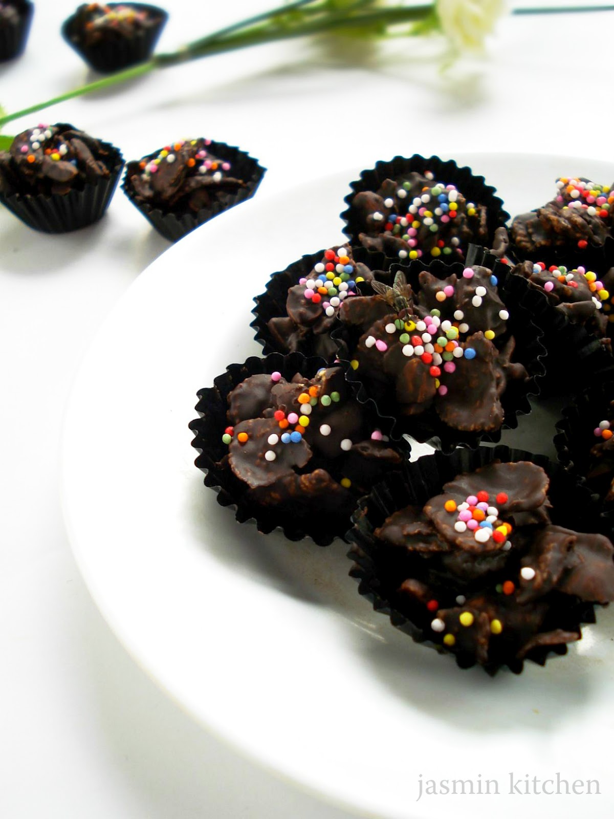jasmin's kitchen: CORNFLAKES KACANG KISMIS COKLAT