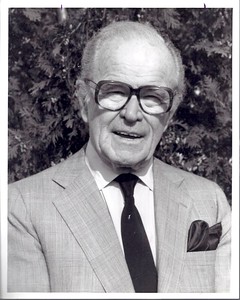 JACK KENT COOKE - Kisah Pengusaha Sukses Pemilik Los Angeles Lakers ...