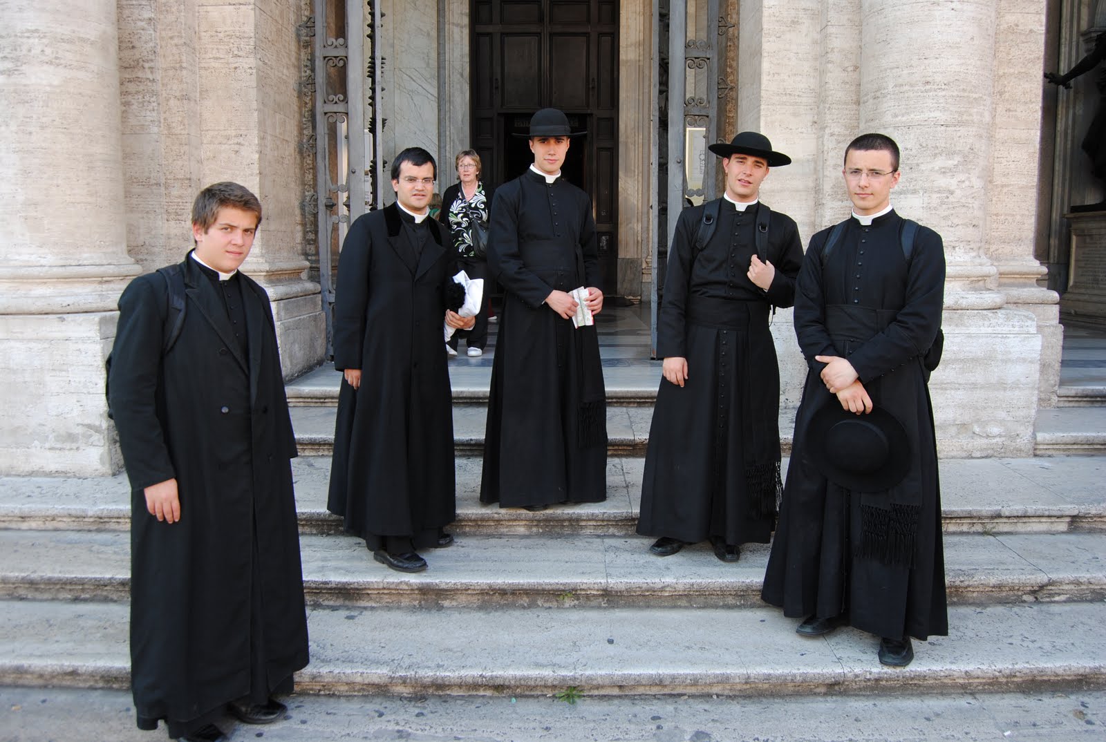 Católico Apostólico Romano ::..: As 7 excelências da batina