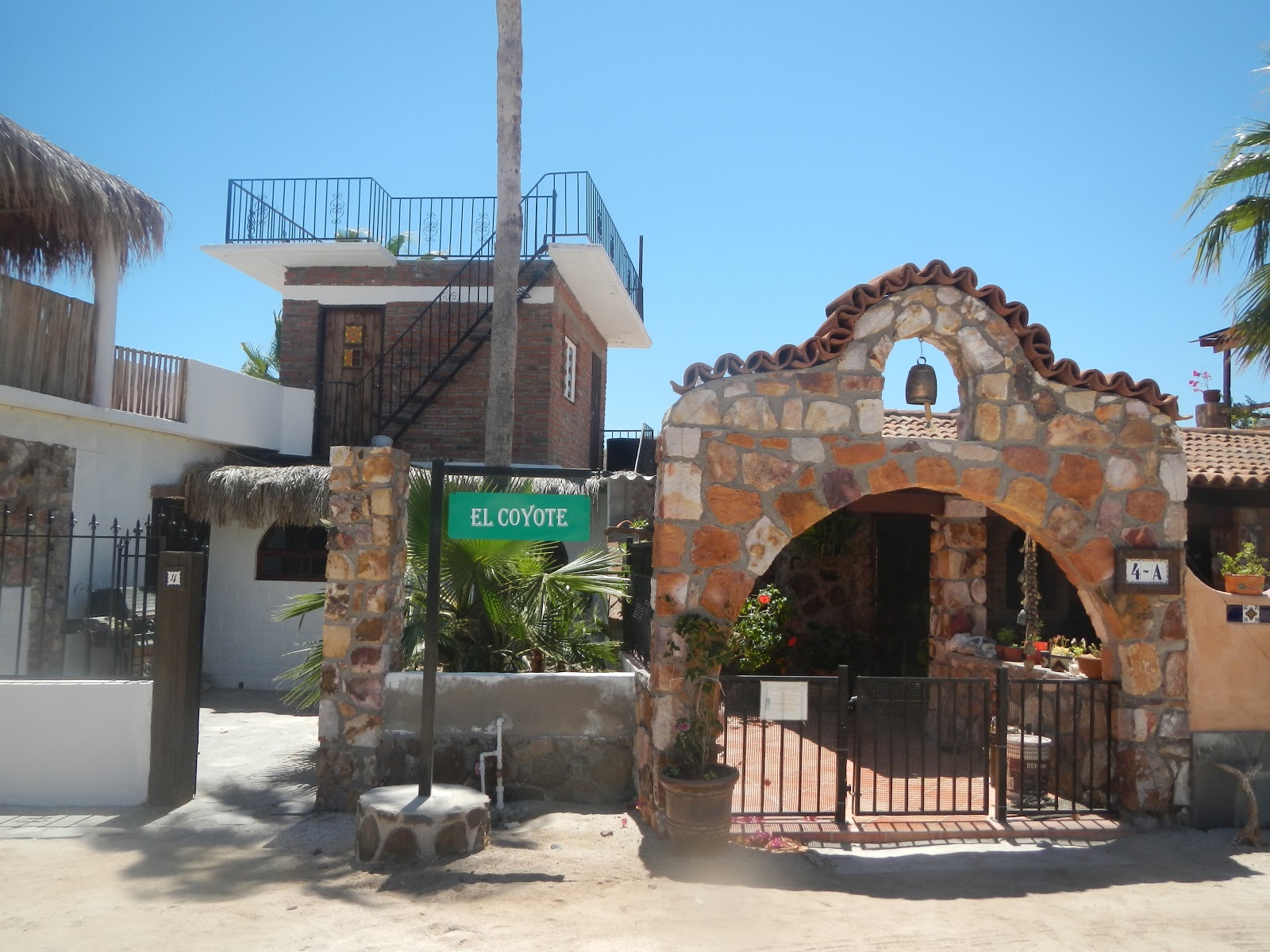 splendid isolation: Coyote Bay - Posada Concepcion