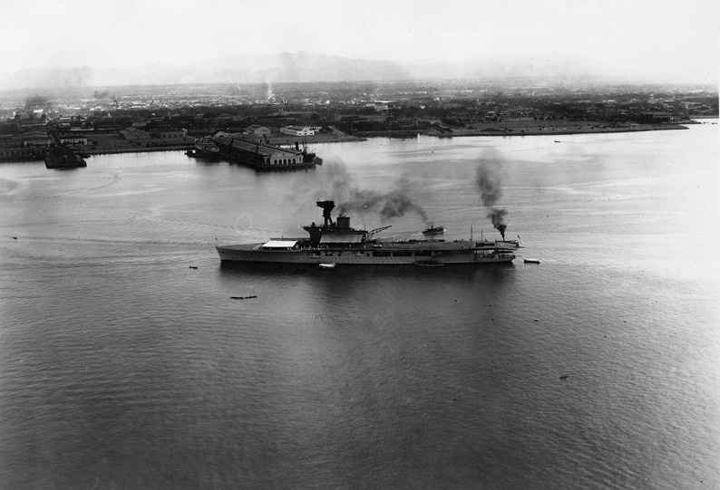 HMS HERMES (95): EL PRIMER PORTAAVIONES - WW2 en Imágenes - Blog ...