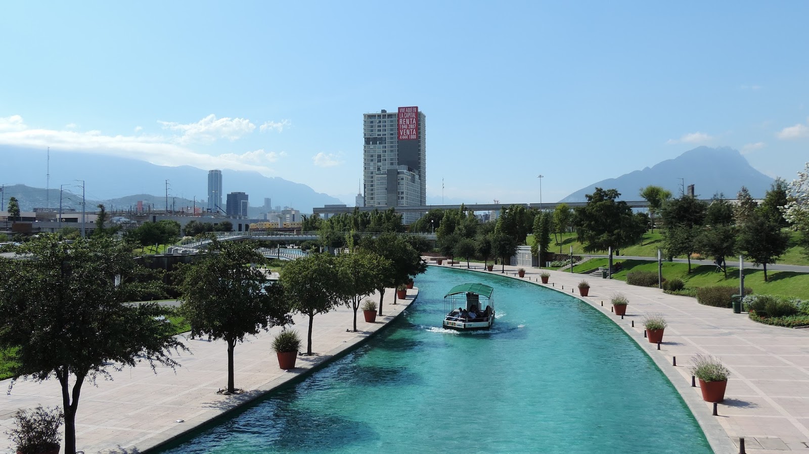 Travel with Kevin and Ruth!: Monterrey, Mexico...a beautiful downtown ...