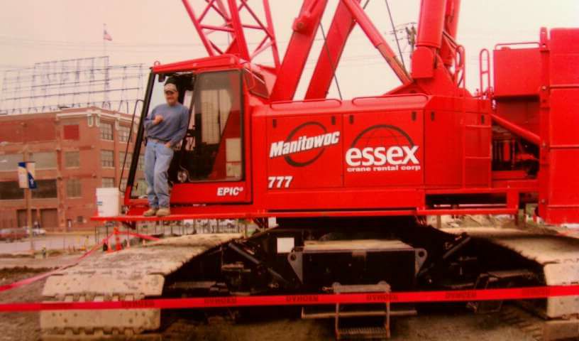 Industrial History: Cranes with a Luffer Jib