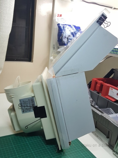 otaku on a budget: DIY Compact Spraybooth