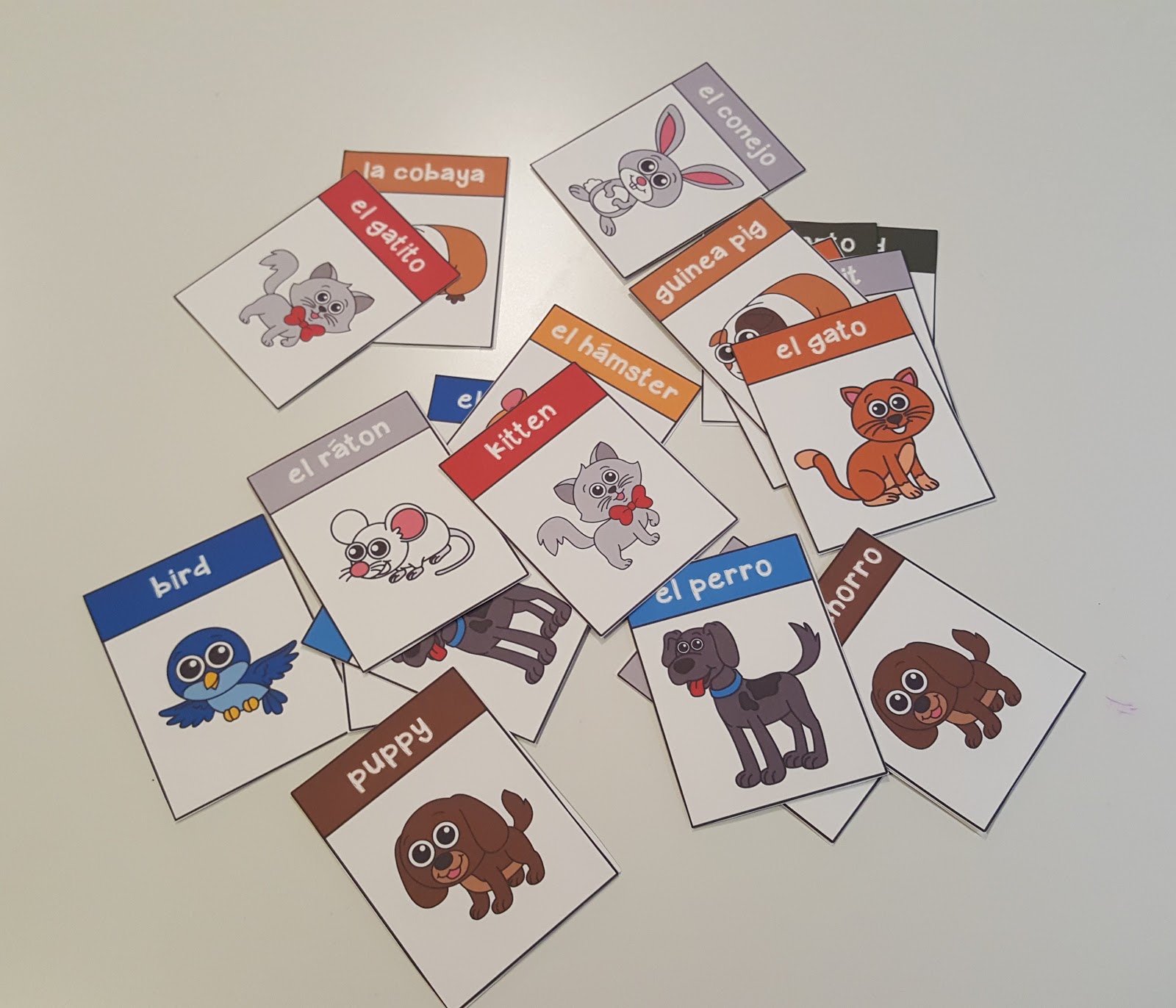 The Puzzle Den: Spanish Pets Matching Game