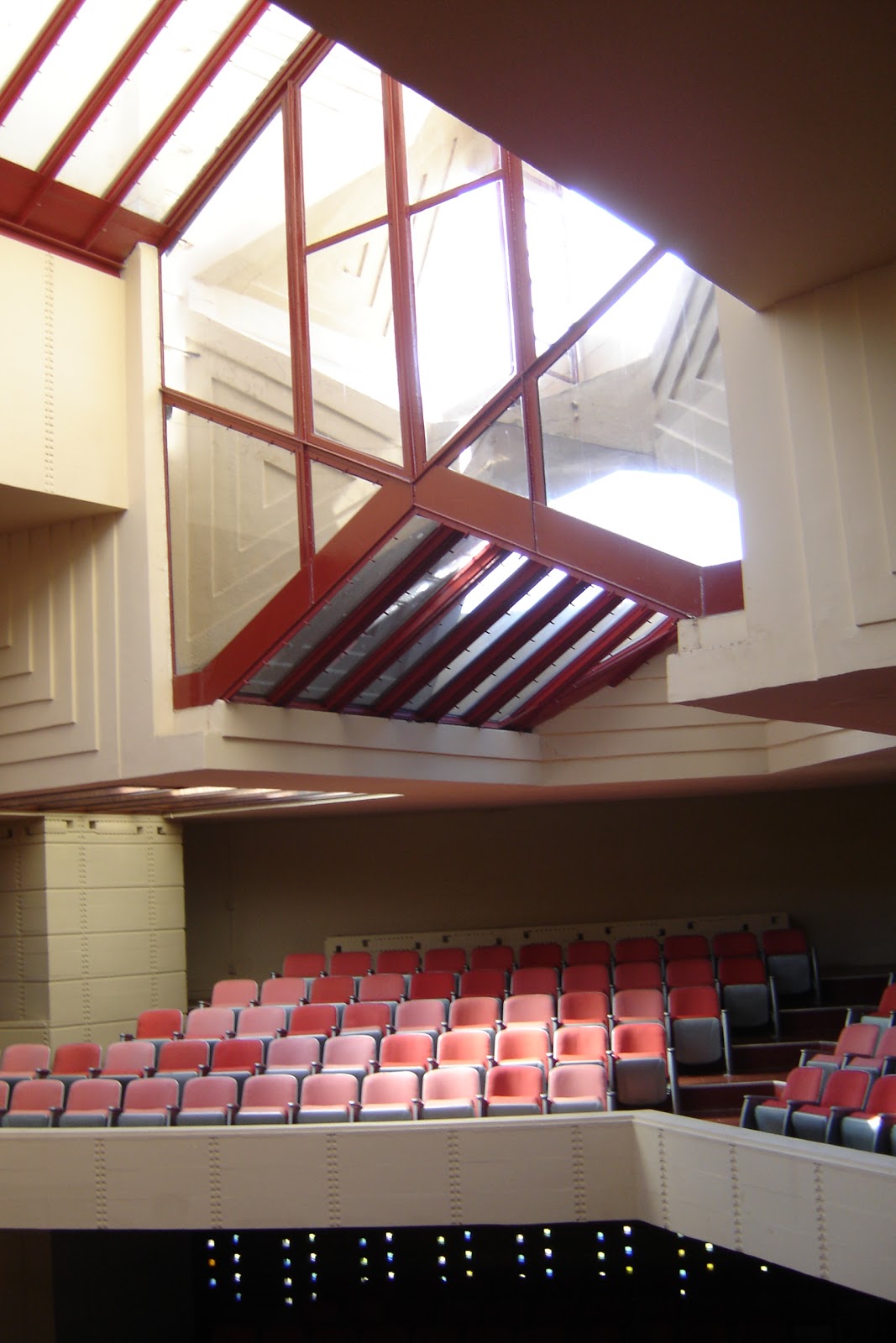 Places To Go, Buildings To See: Annie Pfeiffer Chapel Interior ...