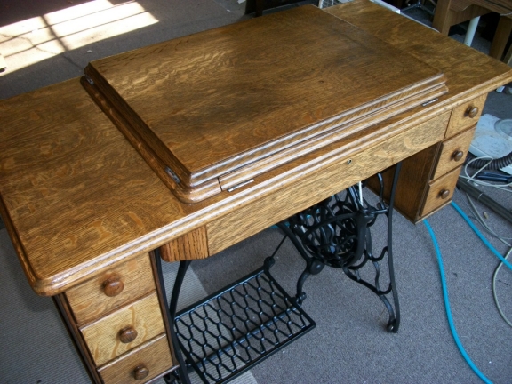 Perfect Stitch: Just another Singer Model 66 Treadle Restoration