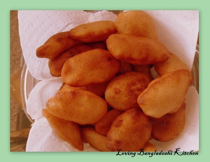 Loving Bangladeshi Kitchen(রান্নাঘর): Pakan pitha(পাকান পিঠা)