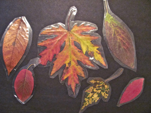 The Chocolate Muffin Tree: Contact Paper Fall Leaf Garland