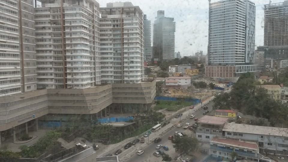 Alguns prédios de Luanda