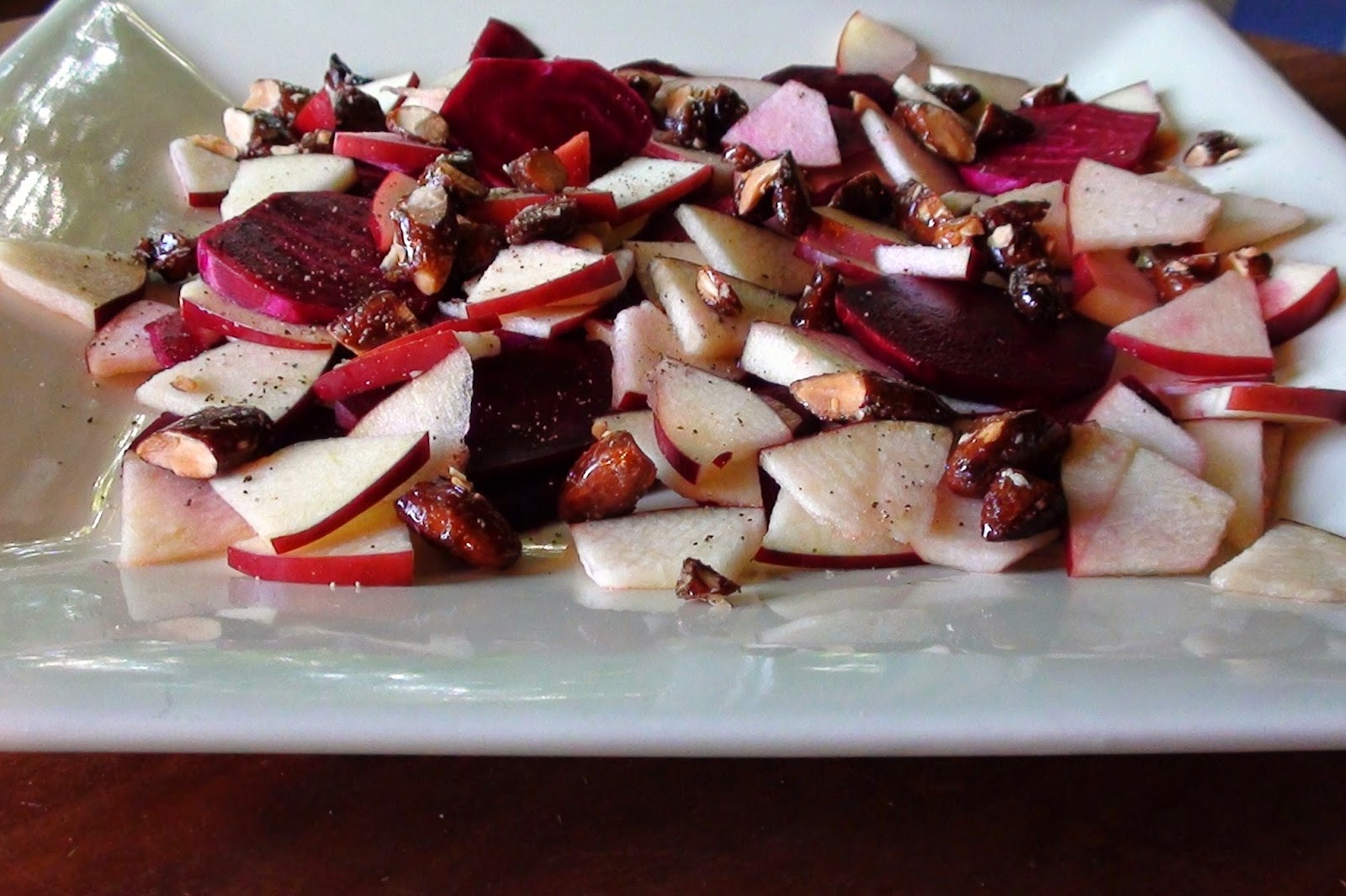zsuzsa is in the kitchen: APPLE AND BEETROOT SALAD
