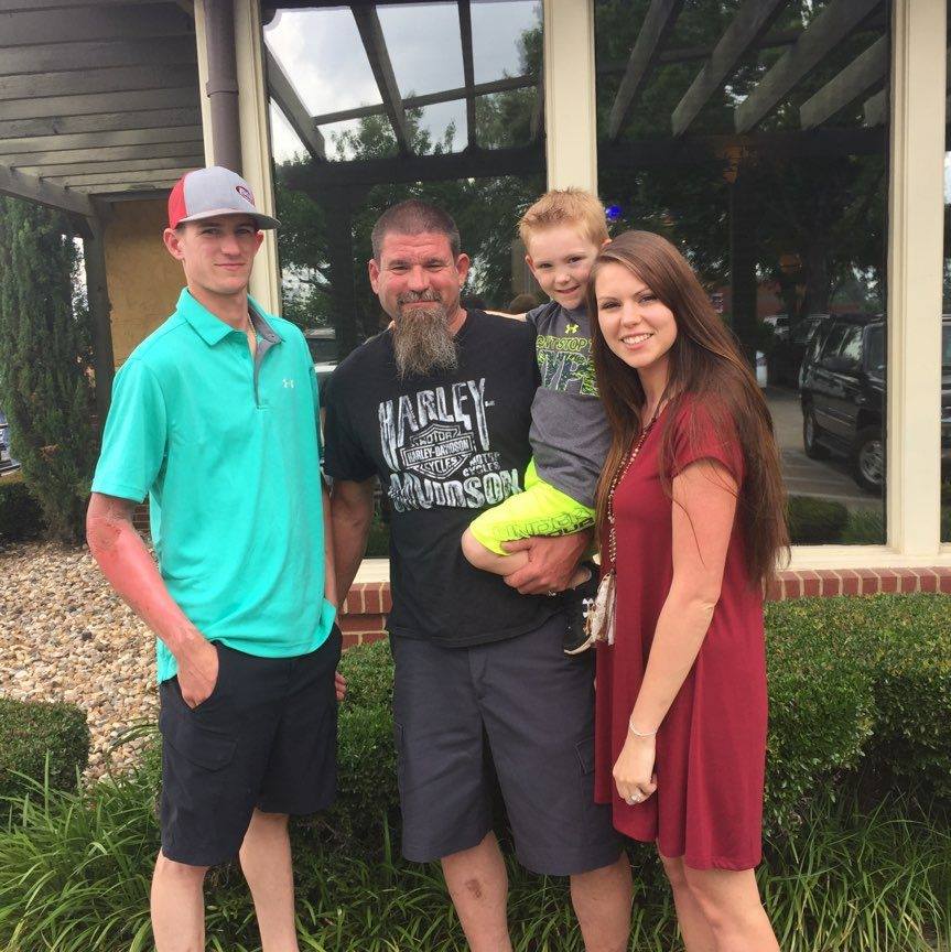 MEC&F Expert Engineers : Ford F250 pickup driver Travis Layne Jordan,18 ...