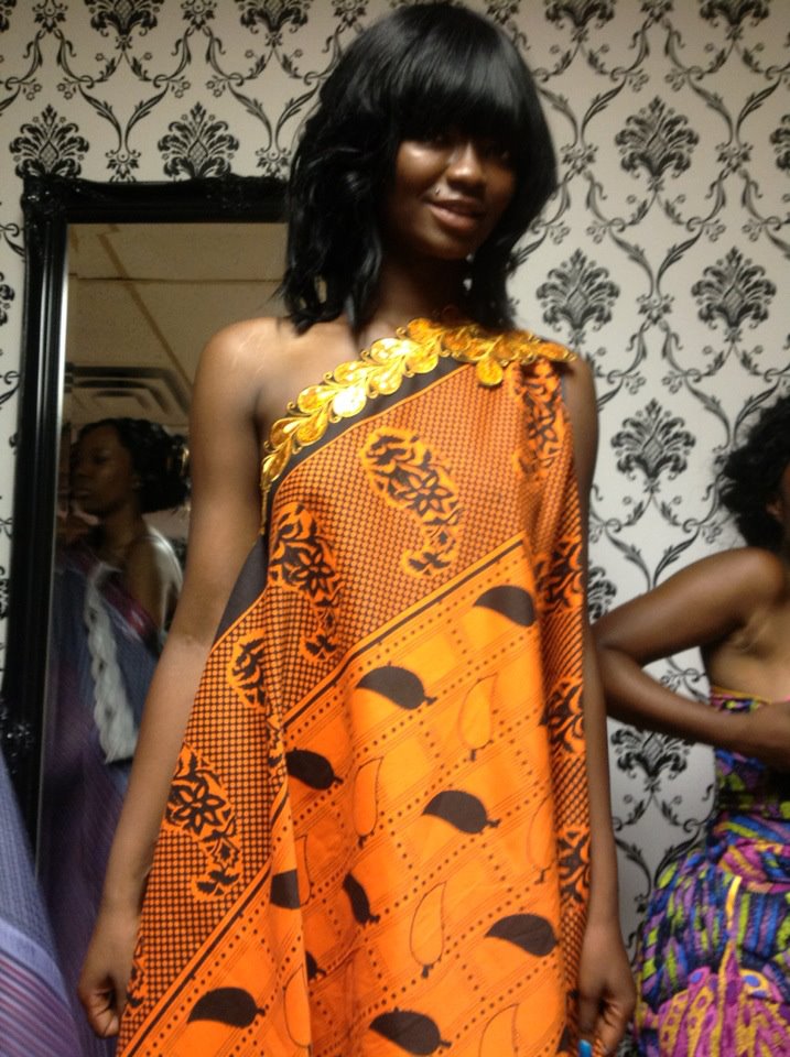 KIDUKA BLOG: ASYA KHAMSINI.................. HAYA NDIO MAVAZI YA KHANGA ...