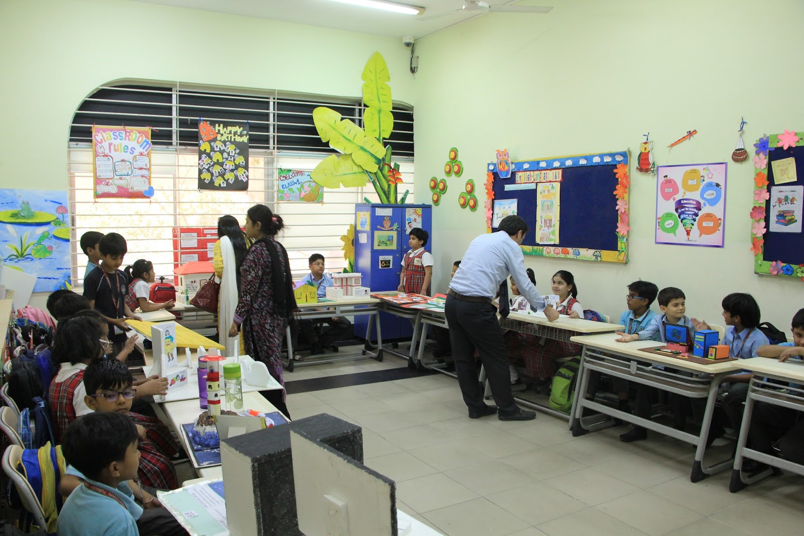 ITHS Uttara PreSchool and Primary Section: Grade 1-5 Project Show