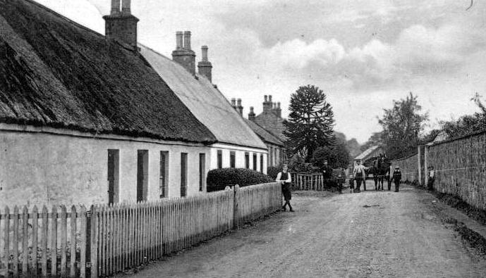 Tour Scotland: Old Photographs Crossford Scotland