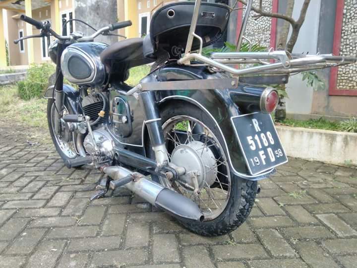 Dijual Motor Antik Nan Tua Merk Puch - SOLO | LAPAK BARANG ANTIK