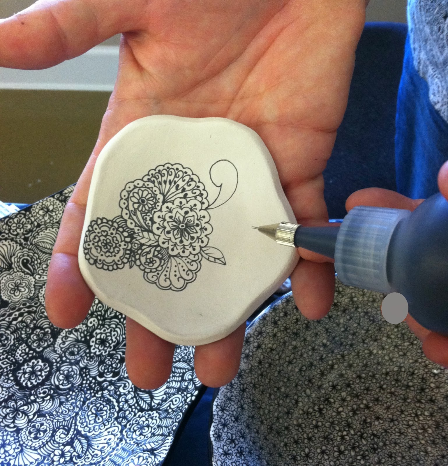 Tickled To Tangle: November 2013