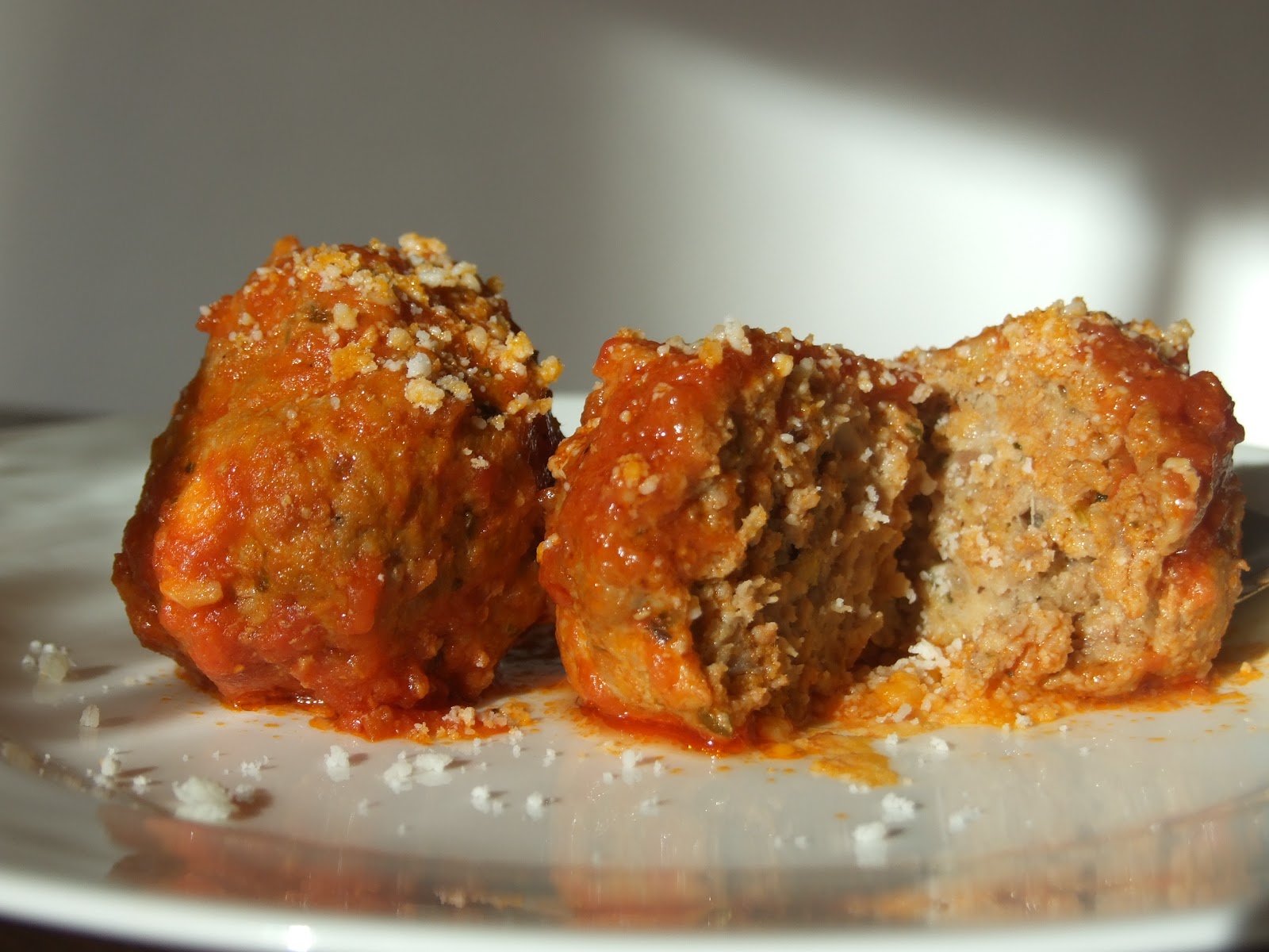 From Beyond My Kitchen Window: The Perfect Meatball.......