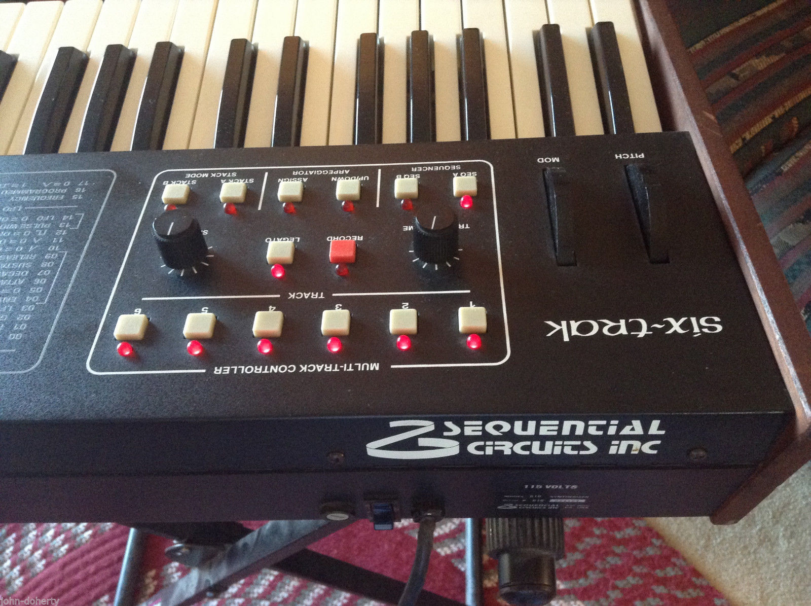 MATRIXSYNTH: 1984 SEQUENTIAL CIRCUITS Six-Trak