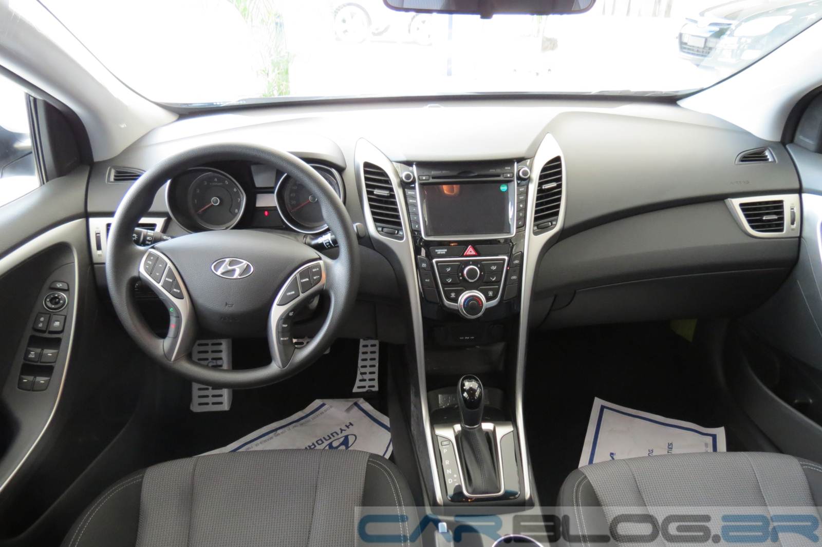Novo Hyundai i30 2014 chega às concessionárias