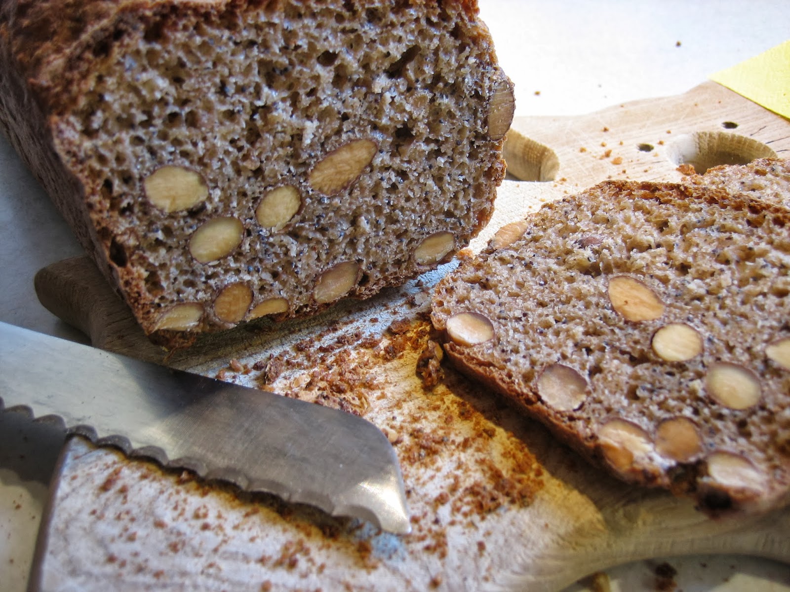 vegetarisch.alltagstauglich.gut: Mandel-Mohn-Brot