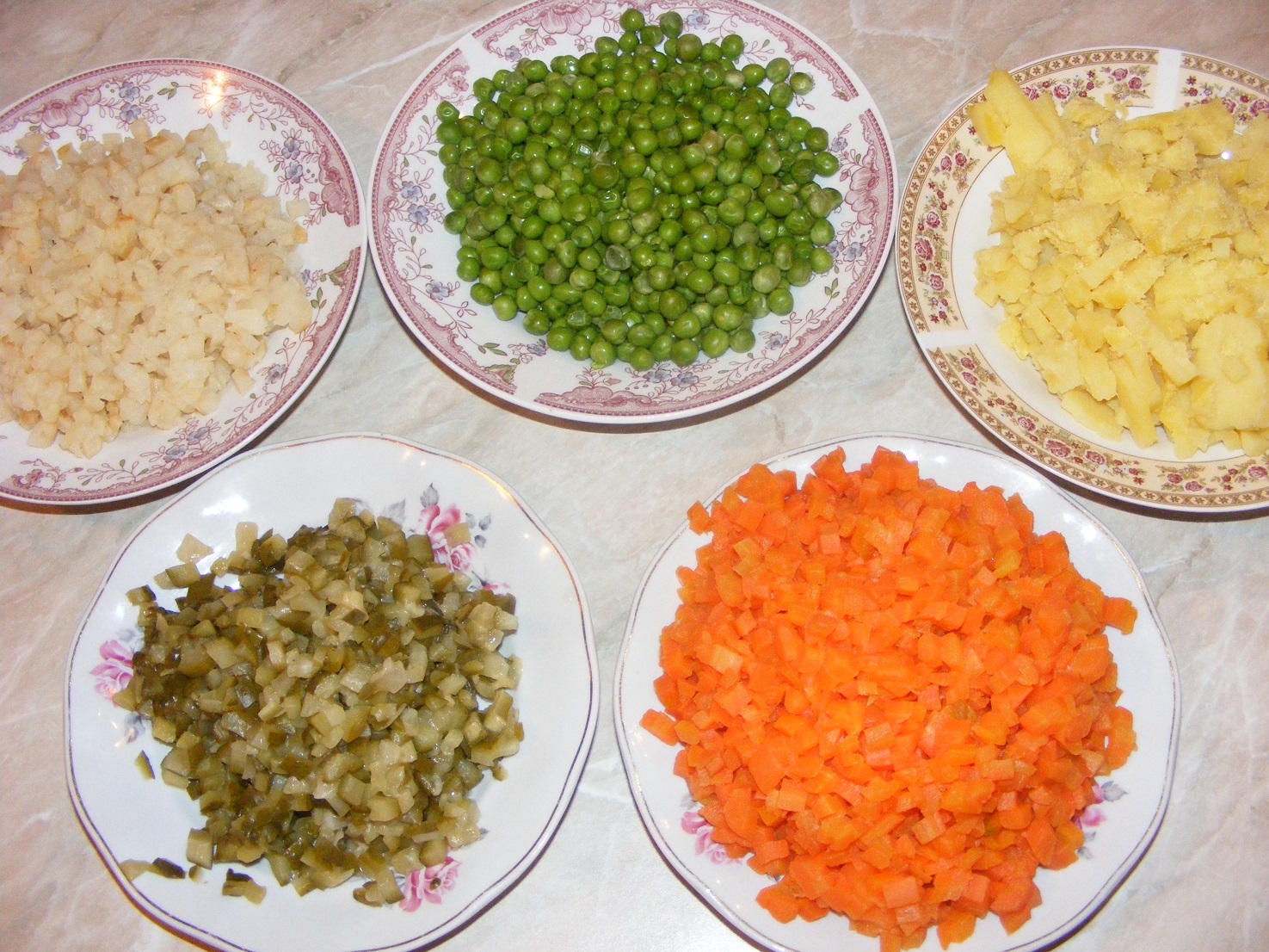 Salata a la russe | Preparatedevis.ro