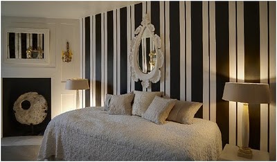 Rosa Bailarina: Riscas nas paredes