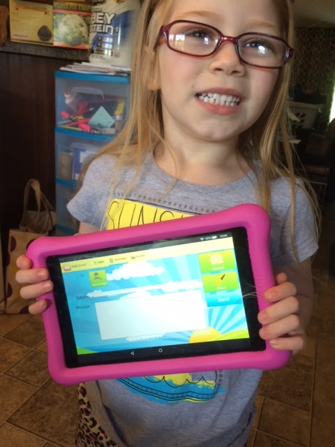 Homestead Bounty Blessings: Kids Email Safe Email for Kids REVIEW