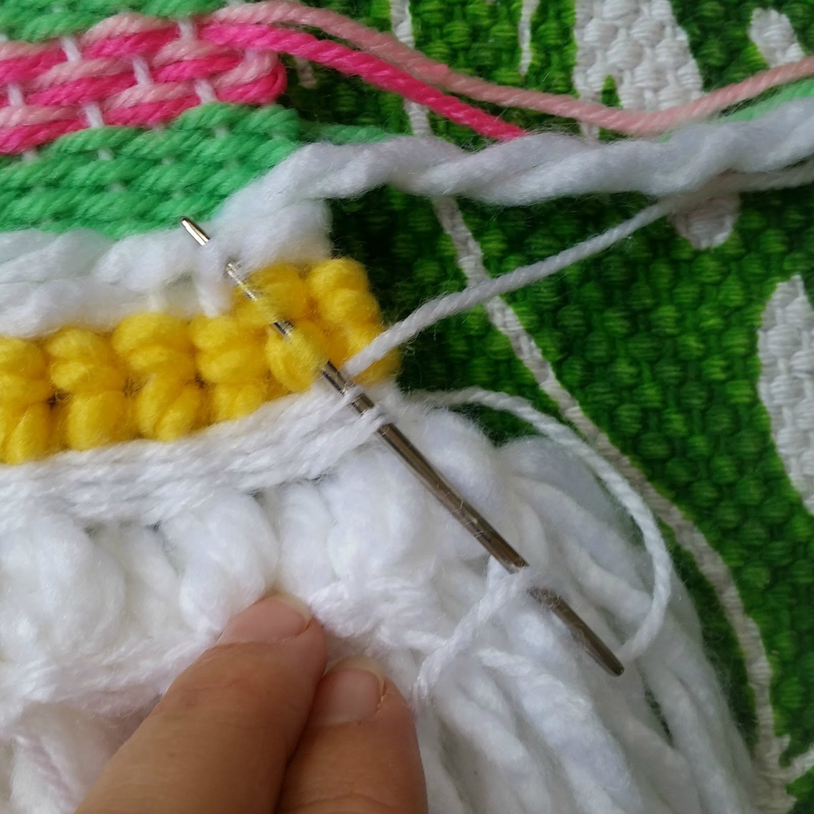 cupcake cutie: How to weave: Free step-by-step tutorial